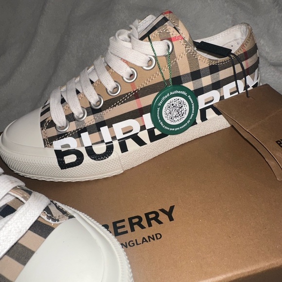 Burberry | Shoes | Burberry Logo Print Vintage | Poshmark